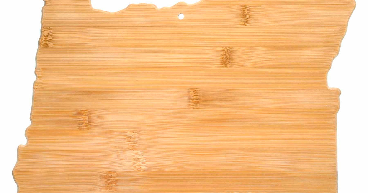 Oregon Cutting Board, 14-1/2" x 10-3/4" – Totally Bamboo